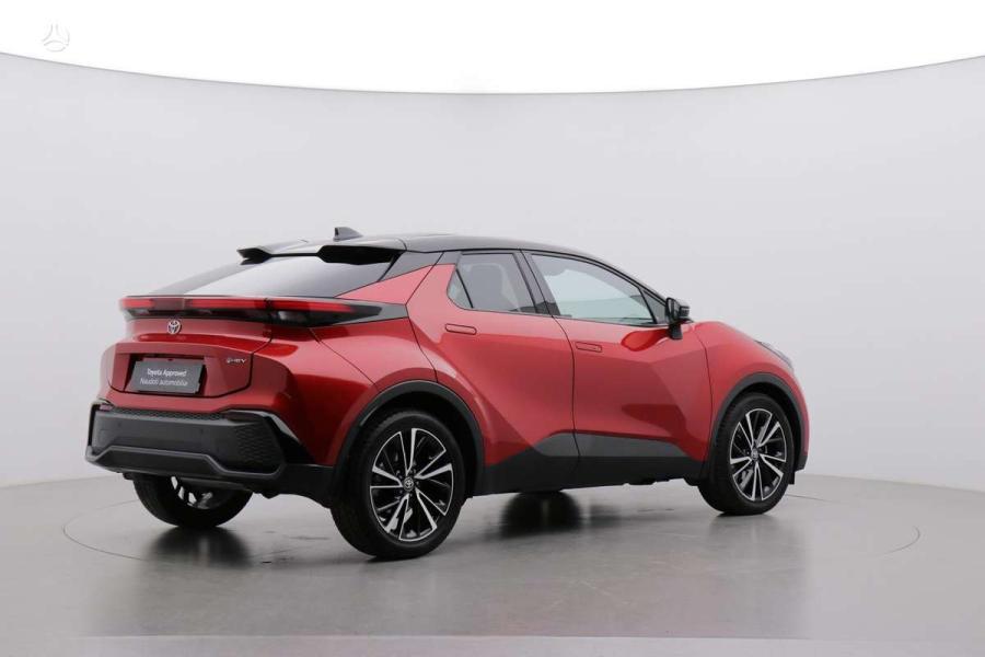 Red Toyota C-HR 2024 in Vilnius, with an engine capacity of 1.80 L and mileage of 18 thousand km for 31900 €, photo 3 on AUTOMOTO.COM.LV