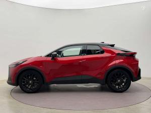 Красный Тойота C-HR 2024 в Паневежис, объемом двигателя 1.99 л и пробегом 17 тыс. км за 36990 €, фото 6 на AUTOMOTO.COM.LV