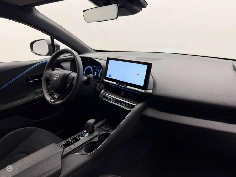 Красный Тойота C-HR 2024 в Паневежис, объемом двигателя 1.99 л и пробегом 17 тыс. км за 36990 €, фото 20 на AUTOMOTO.COM.LV