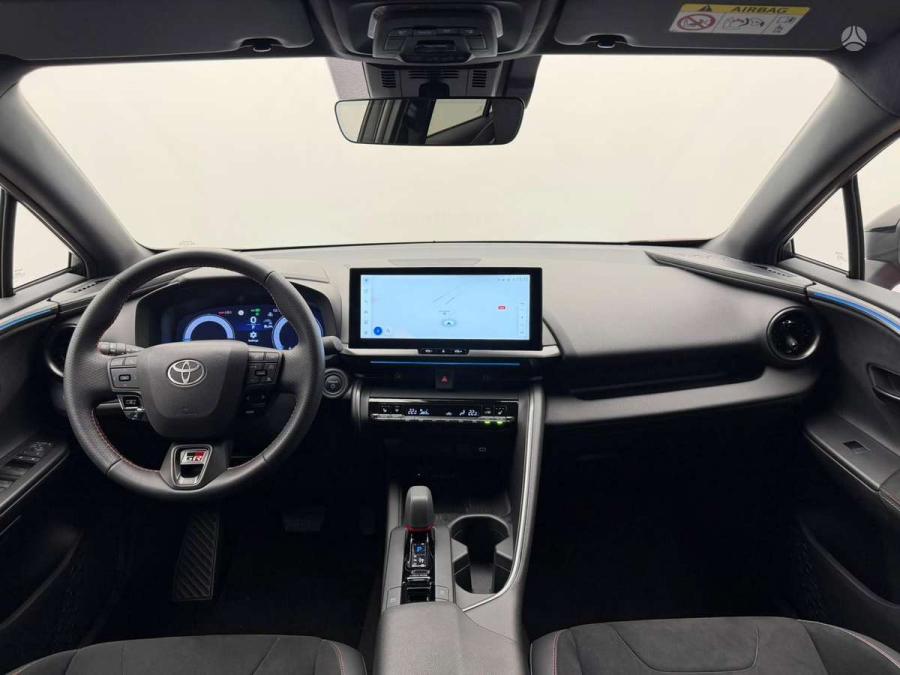 Красный Тойота C-HR 2024 в Паневежис, объемом двигателя 1.99 л и пробегом 17 тыс. км за 36990 €, фото 21 на AUTOMOTO.COM.LV