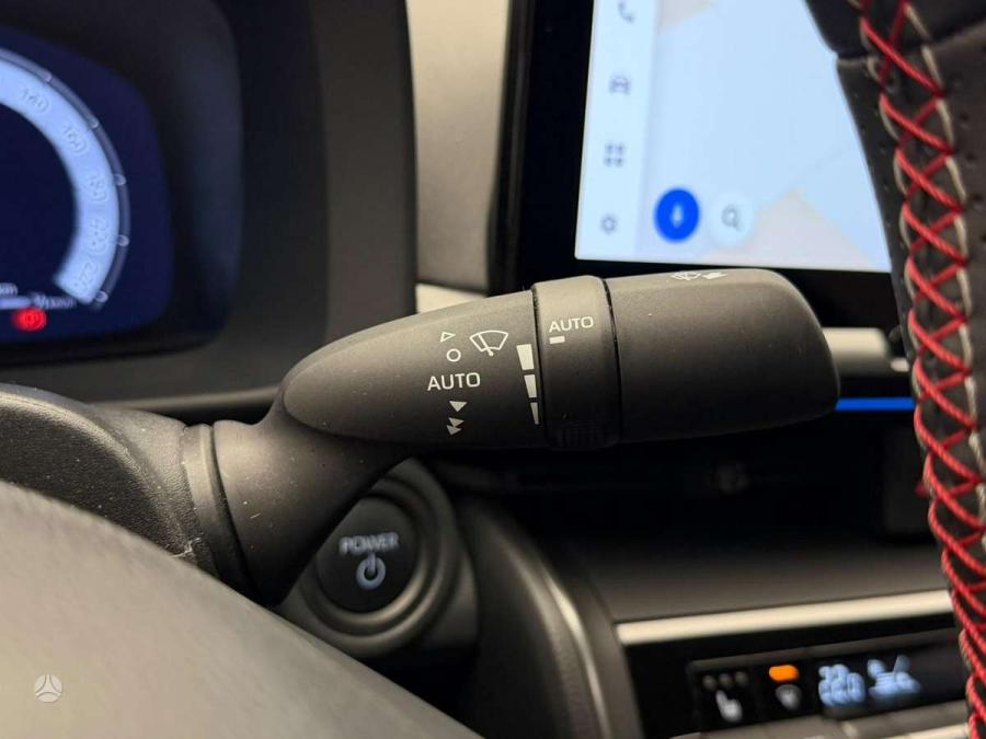 Красный Тойота C-HR 2024 в Паневежис, объемом двигателя 1.99 л и пробегом 17 тыс. км за 36990 €, фото 26 на AUTOMOTO.COM.LV
