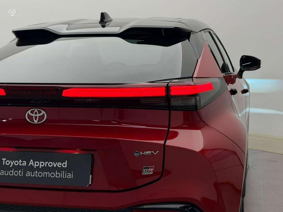 Красный Тойота C-HR 2024 в Паневежис, объемом двигателя 1.99 л и пробегом 17 тыс. км за 36990 €, фото 42 на AUTOMOTO.COM.LV