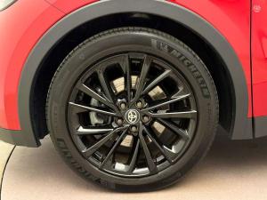 Красный Тойота C-HR 2024 в Паневежис, объемом двигателя 1.99 л и пробегом 17 тыс. км за 36990 €, фото 43 на AUTOMOTO.COM.LV