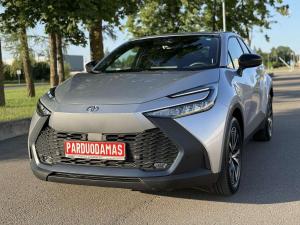 Красный Тойота C-HR 2025 в Паневежис, объемом двигателя 1.99 л и пробегом 22 тыс. км за 29500 €, фото 5 на AUTOMOTO.COM.LV