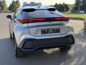 Красный Тойота C-HR 2025 в Паневежис, объемом двигателя 1.99 л и пробегом 22 тыс. км за 29500 €, фото 12 на AUTOMOTO.COM.LV