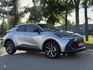 Красный Тойота C-HR 2025 в Паневежис, объемом двигателя 1.99 л и пробегом 22 тыс. км за 29500 €, фото 17 на AUTOMOTO.COM.LV
