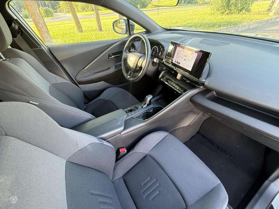 Красный Тойота C-HR 2025 в Паневежис, объемом двигателя 1.99 л и пробегом 22 тыс. км за 29500 €, фото 25 на AUTOMOTO.COM.LV