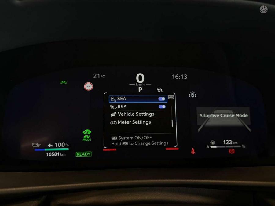 Sarkans Toyota C-HR 2025 Panevēža, ar dzinēja tilpumu 1.99 L un nobraukumu 11 tūkst. km par 36990 €, foto 30 vietnē AUTOMOTO.COM.LV
