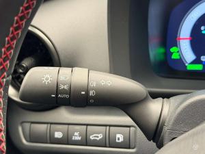Красный Тойота C-HR 2025 в Паневежис, объемом двигателя 1.99 л и пробегом 25 тыс. км за 34990 €, фото 25 на AUTOMOTO.COM.LV