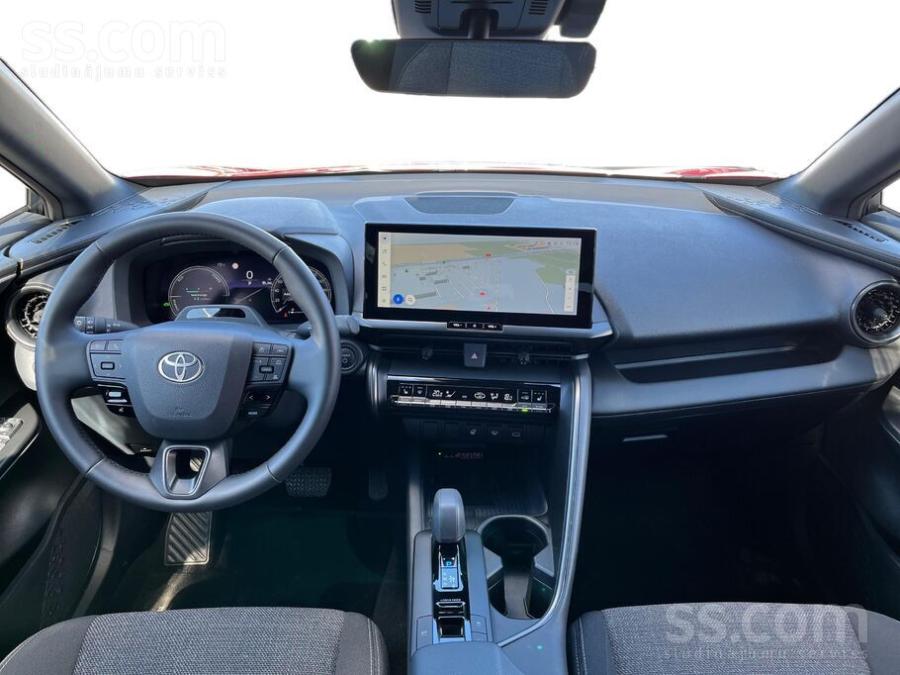 Sarkans Toyota C-HR 2026 Rīga, ar dzinēja tilpumu 1.80 L un nobraukumu 5 tūkst. km par 33990 €, foto 9 vietnē AUTOMOTO.COM.LV