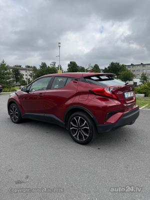 Красный Тойота C-HR 2017 в Таллин, объемом двигателя 1.20 л и пробегом 124 тыс. км за 12500 €, фото 6 на AUTOMOTO.COM.LV
