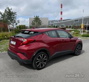 Красный Тойота C-HR 2017 в Таллин, объемом двигателя 1.20 л и пробегом 124 тыс. км за 12500 €, фото 8 на AUTOMOTO.COM.LV