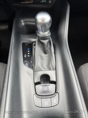 Красный Тойота C-HR 2017 в Таллин, объемом двигателя 1.20 л и пробегом 124 тыс. км за 12500 €, фото 21 на AUTOMOTO.COM.LV