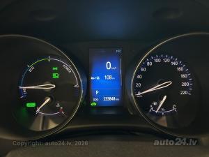 Красный Тойота C-HR 2018 в Пярну, объемом двигателя 1.80 л и пробегом 234 тыс. км за 14990 €, фото 14 на AUTOMOTO.COM.LV