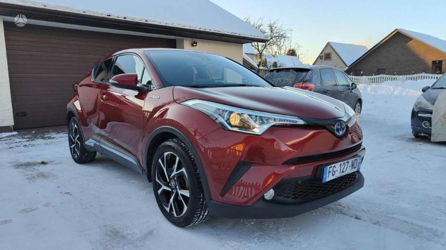 Sarkans Toyota C-HR 2019 Tauragė, ar dzinēja tilpumu 1.80 L un nobraukumu 54 tūkst. km par 16200 €, foto 6 vietnē AUTOMOTO.COM.LV