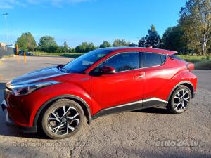 Sarkans Toyota C-HR 2019 Tallina, ar dzinēja tilpumu 1.80 L un nobraukumu 53 tūkst. km par 18700 €, foto  vietnē AUTOMOTO.COM.LV