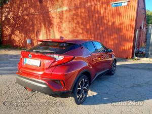 Sarkans Toyota C-HR 2019 Tallina, ar dzinēja tilpumu 1.80 L un nobraukumu 53 tūkst. km par 18700 €, foto 5 vietnē AUTOMOTO.COM.LV