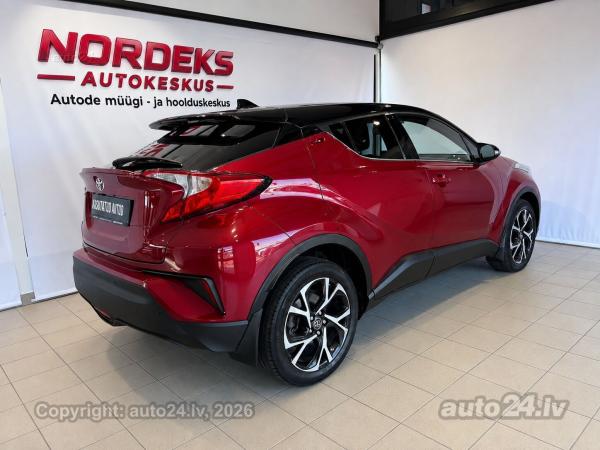 Красный Тойота C-HR 2019 в Таллин, объемом двигателя 1.20 л и пробегом 95 тыс. км за 15990 €, фото 2 на AUTOMOTO.COM.LV