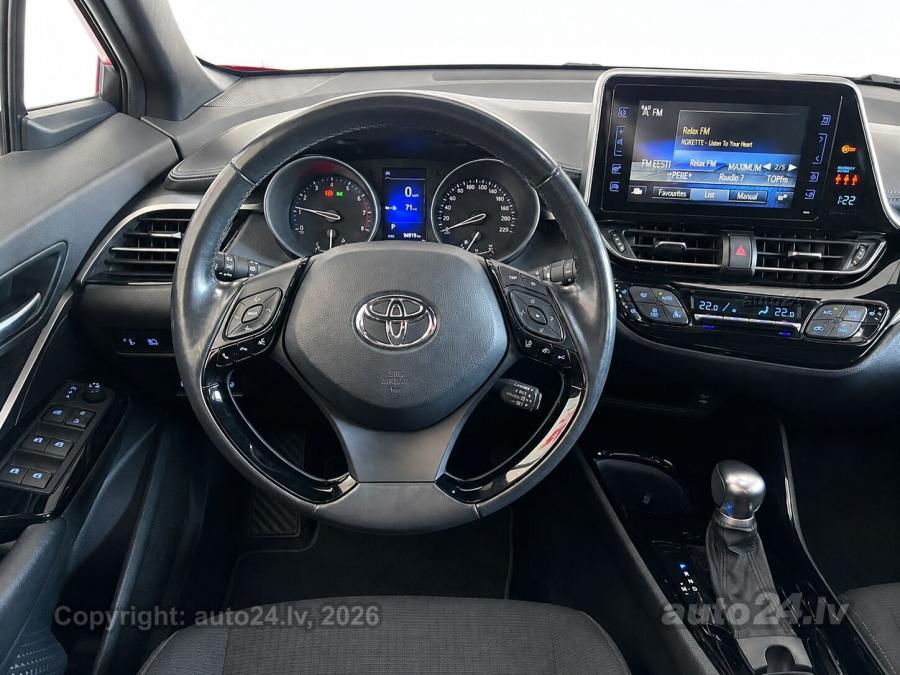 Красный Тойота C-HR 2019 в Таллин, объемом двигателя 1.20 л и пробегом 95 тыс. км за 15990 €, фото 12 на AUTOMOTO.COM.LV