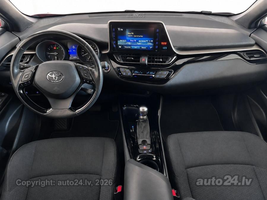 Красный Тойота C-HR 2019 в Таллин, объемом двигателя 1.20 л и пробегом 95 тыс. км за 15990 €, фото 13 на AUTOMOTO.COM.LV