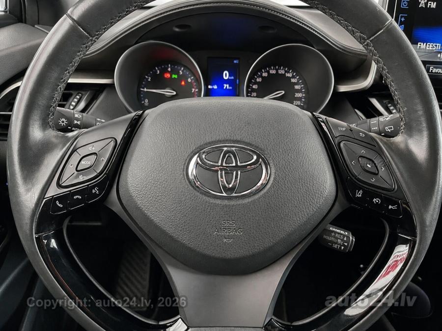 Красный Тойота C-HR 2019 в Таллин, объемом двигателя 1.20 л и пробегом 95 тыс. км за 15990 €, фото 16 на AUTOMOTO.COM.LV