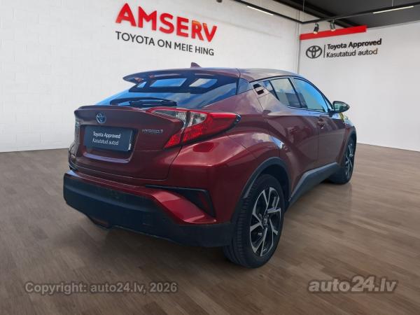 Red Toyota C-HR 2019 in Viljandi, with an engine capacity of 1.80 L and mileage of 108 thousand km for 16900 €, photo 3 on AUTOMOTO.COM.LV
