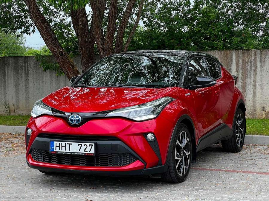 Sarkans Toyota C-HR 2020 Šauļi, ar dzinēja tilpumu 1.80 L un nobraukumu 26 tūkst. km par 21990 €, foto 3 vietnē AUTOMOTO.COM.LV