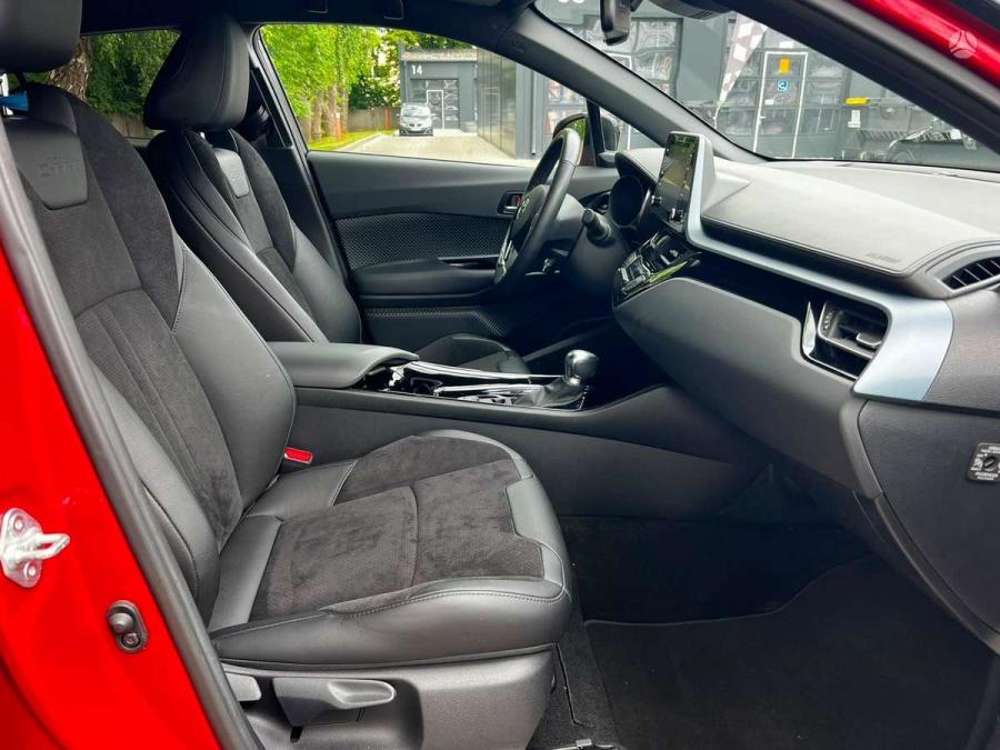 Sarkans Toyota C-HR 2020 Šauļi, ar dzinēja tilpumu 1.80 L un nobraukumu 26 tūkst. km par 21990 €, foto 13 vietnē AUTOMOTO.COM.LV