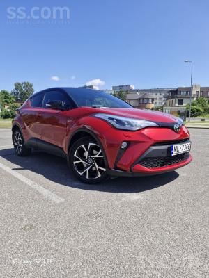 Red Toyota C-HR 2020 in Riga, with an engine capacity of 1.20 L and mileage of 75 thousand km for 16500 €, photo  on AUTOMOTO.COM.LV