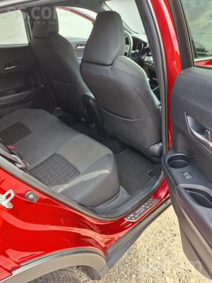 Sarkans Toyota C-HR 2020 Rīga, ar dzinēja tilpumu 1.20 L un nobraukumu 75 tūkst. km par 16500 €, foto 12 vietnē AUTOMOTO.COM.LV