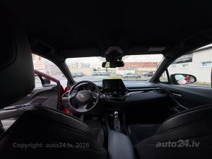 Sarkans Toyota C-HR 2020 Tallina, ar dzinēja tilpumu 1.80 L un nobraukumu 66 tūkst. km par 22897 €, foto 13 vietnē AUTOMOTO.COM.LV