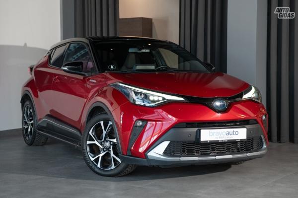 Sarkans Toyota C-HR 2021 Kauņa, ar dzinēja tilpumu 2.00 L un nobraukumu 86 tūkst. km par 23471 €, foto 3 vietnē AUTOMOTO.COM.LV