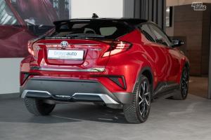 Красный Тойота C-HR 2021 в Каунас, объемом двигателя 2.00 л и пробегом 86 тыс. км за 23471 €, фото 8 на AUTOMOTO.COM.LV