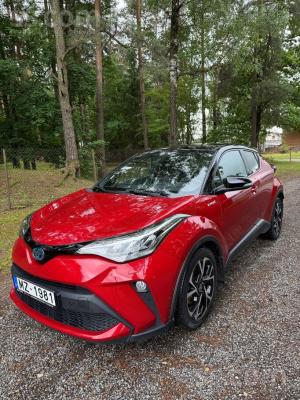 Sarkans Toyota C-HR 2021 Rīga, ar dzinēja tilpumu 1.80 L un nobraukumu 80 tūkst. km par 23500 €, foto  vietnē AUTOMOTO.COM.LV