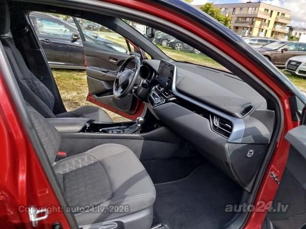 Sarkans Toyota C-HR 2021 Rakvere, ar dzinēja tilpumu 1.80 L un nobraukumu 114 tūkst. km par 18800 €, foto 9 vietnē AUTOMOTO.COM.LV