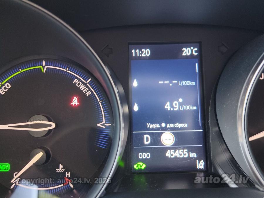 Sarkans Toyota C-HR 2022 Tallina, ar dzinēja tilpumu 1.80 L un nobraukumu 45 tūkst. km par 22995 €, foto 13 vietnē AUTOMOTO.COM.LV