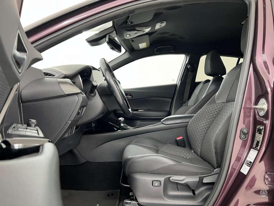 Sarkans Toyota C-HR 2022 Viļņa, ar dzinēja tilpumu 1.80 L un nobraukumu 144 tūkst. km par 21900 €, foto 12 vietnē AUTOMOTO.COM.LV