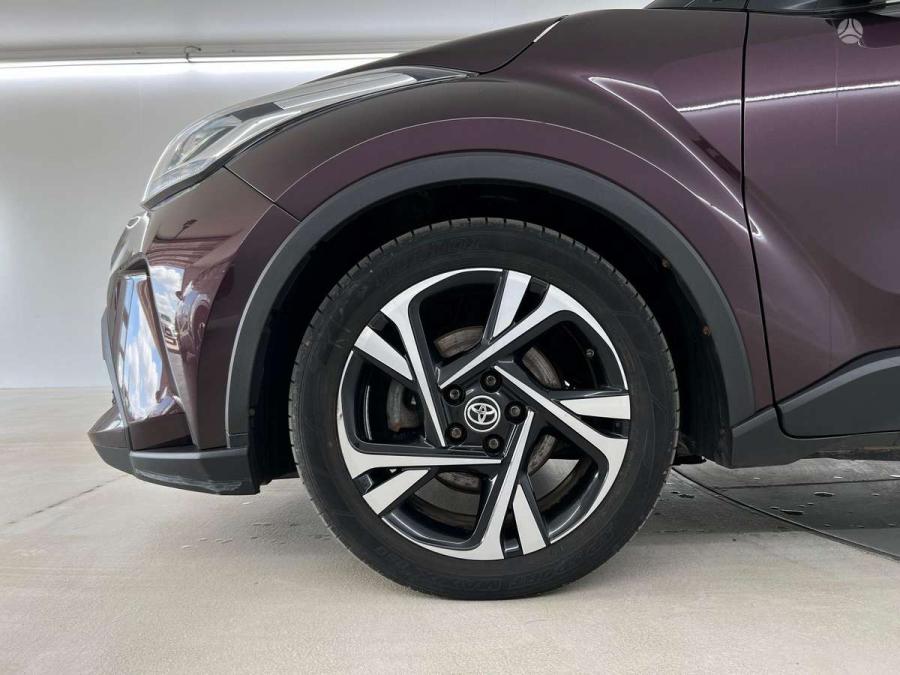 Sarkans Toyota C-HR 2022 Viļņa, ar dzinēja tilpumu 1.80 L un nobraukumu 144 tūkst. km par 21900 €, foto 16 vietnē AUTOMOTO.COM.LV