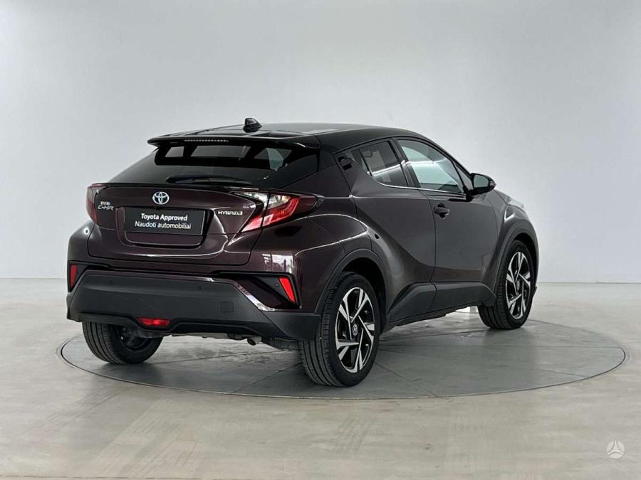Sarkans Toyota C-HR 2022 Viļņa, ar dzinēja tilpumu 1.80 L un nobraukumu 144 tūkst. km par 21900 €, foto 21 vietnē AUTOMOTO.COM.LV