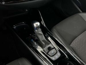 Sarkans Toyota C-HR 2022 Viļņa, ar dzinēja tilpumu 1.80 L un nobraukumu 144 tūkst. km par 21900 €, foto 24 vietnē AUTOMOTO.COM.LV