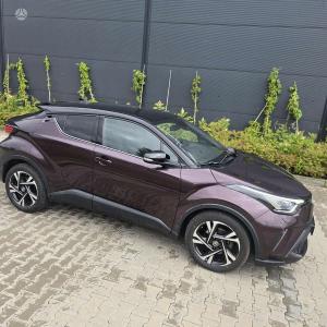 Красный Тойота C-HR 2022 в Вильнюс, объемом двигателя 1.80 л и пробегом 141 тыс. км за 18999 €, фото 5 на AUTOMOTO.COM.LV