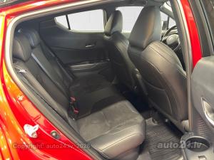 Красный Тойота C-HR 2022 в Тарту, объемом двигателя 1.80 л и пробегом 129 тыс. км за 21250 €, фото 8 на AUTOMOTO.COM.LV