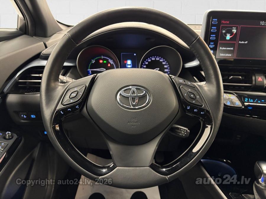 Красный Тойота C-HR 2022 в Тарту, объемом двигателя 1.80 л и пробегом 129 тыс. км за 21250 €, фото 13 на AUTOMOTO.COM.LV