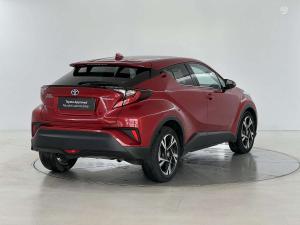 Красный Тойота C-HR 2023 в Вильнюс, объемом двигателя 1.80 л и пробегом 94 тыс. км за 23900 €, фото 14 на AUTOMOTO.COM.LV