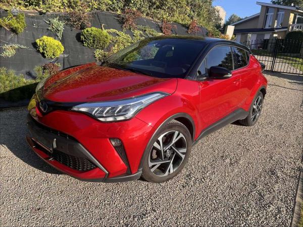 Sarkans Toyota C-HR 2023 Viļņa, ar dzinēja tilpumu 1.99 L un nobraukumu 67 tūkst. km par 24000 €, foto 1 vietnē AUTOMOTO.COM.LV