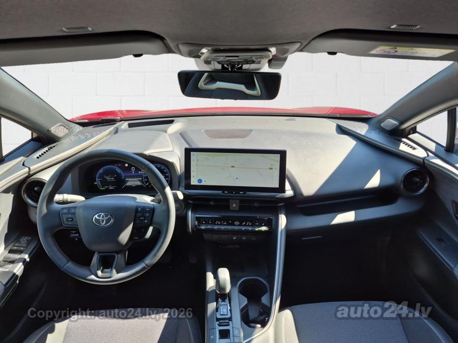 Красный Тойота C-HR 2025 в Таллин, объемом двигателя 1.80 л и пробегом 15 тыс. км за 38990 €, фото 9 на AUTOMOTO.COM.LV