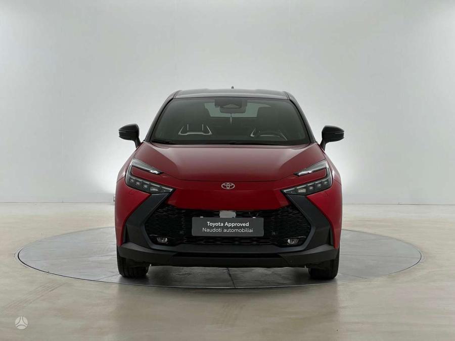 Красный Тойота C-HR 2025 в Вильнюс, объемом двигателя 1.99 л и пробегом 20 тыс. км за 39900 €, фото 6 на AUTOMOTO.COM.LV