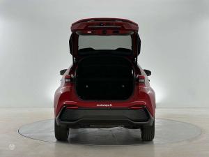 Красный Тойота C-HR 2025 в Вильнюс, объемом двигателя 1.99 л и пробегом 20 тыс. км за 39900 €, фото 11 на AUTOMOTO.COM.LV