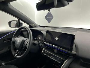 Красный Тойота C-HR 2025 в Вильнюс, объемом двигателя 1.99 л и пробегом 20 тыс. км за 39900 €, фото 15 на AUTOMOTO.COM.LV