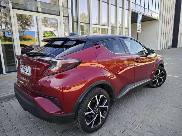 Sarkans Toyota C-HR 2019 Viļņa, ar dzinēja tilpumu 1.80 L un nobraukumu 161 tūkst. km par 17800 €, foto 3 vietnē AUTOMOTO.COM.LV